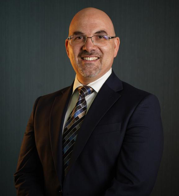 career - Dr. Mahmoud Tabbal